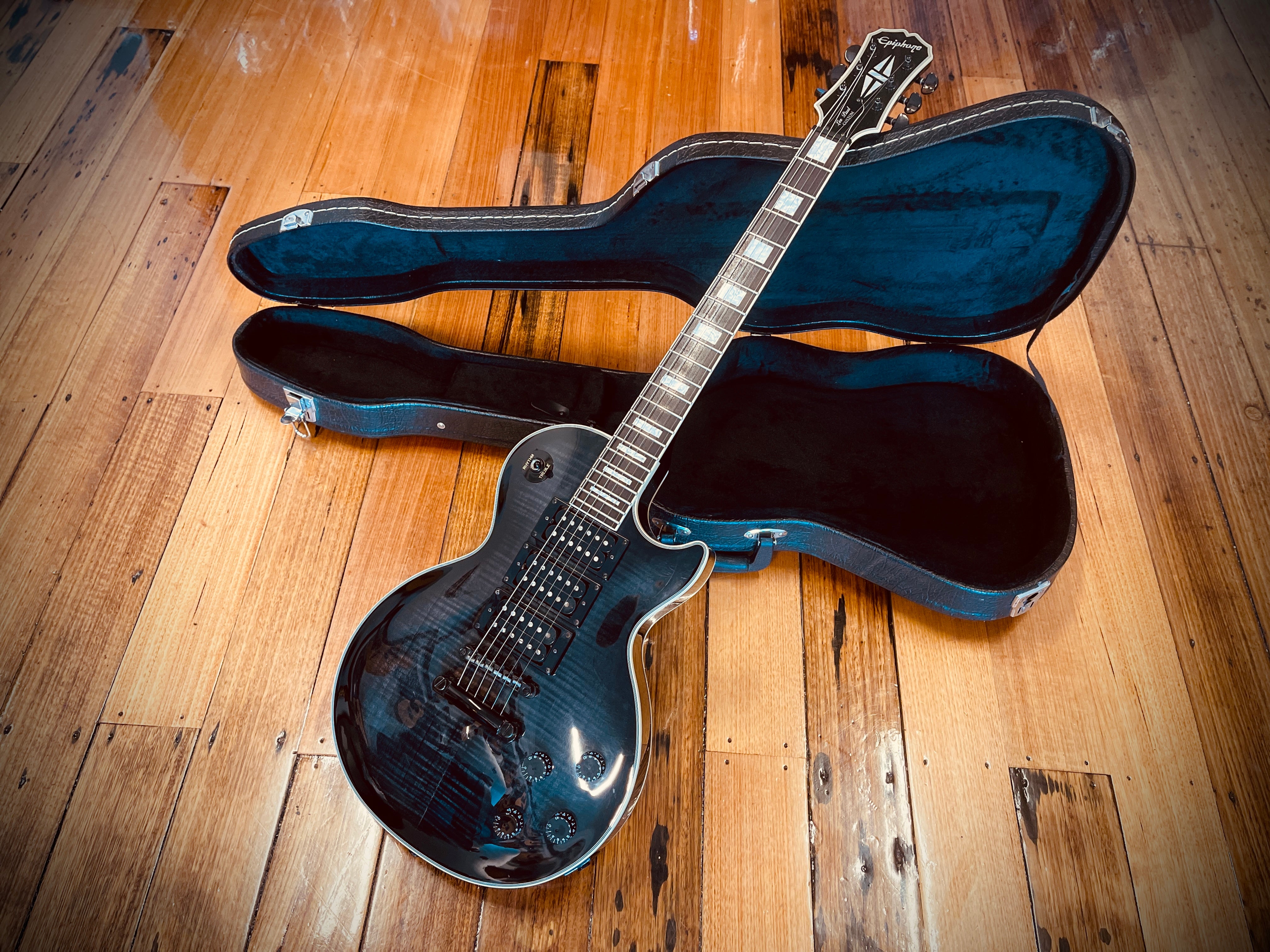 Epiphone Custom CustomShop – Classic Guitars and Amps