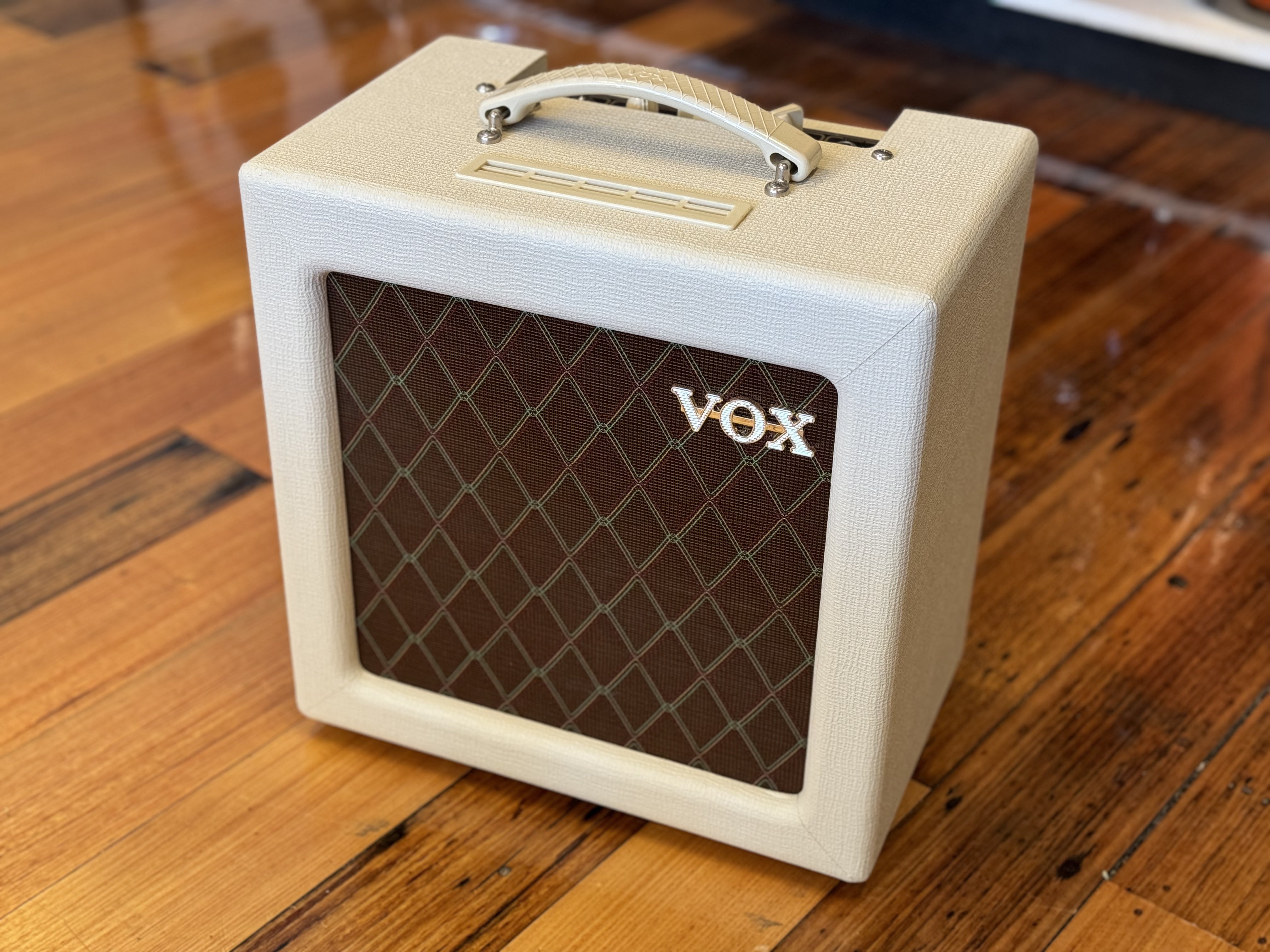 VOX AC4 TV – Classic Guitars and Amps