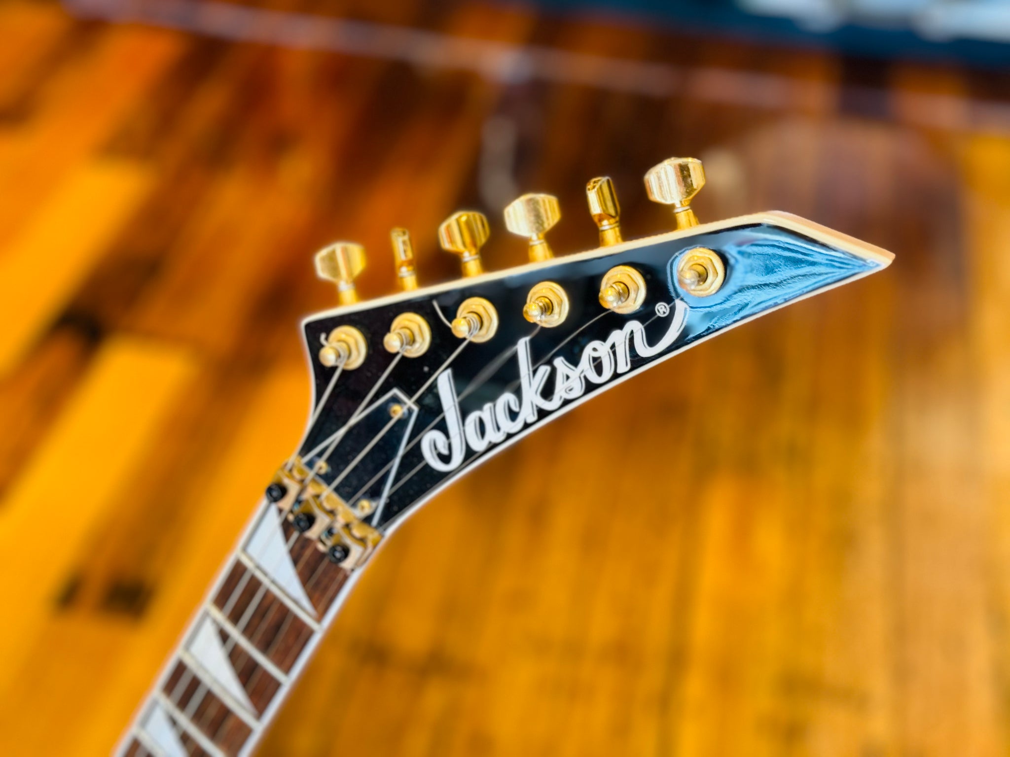 Grover Jackson – Classic Guitars and Amps