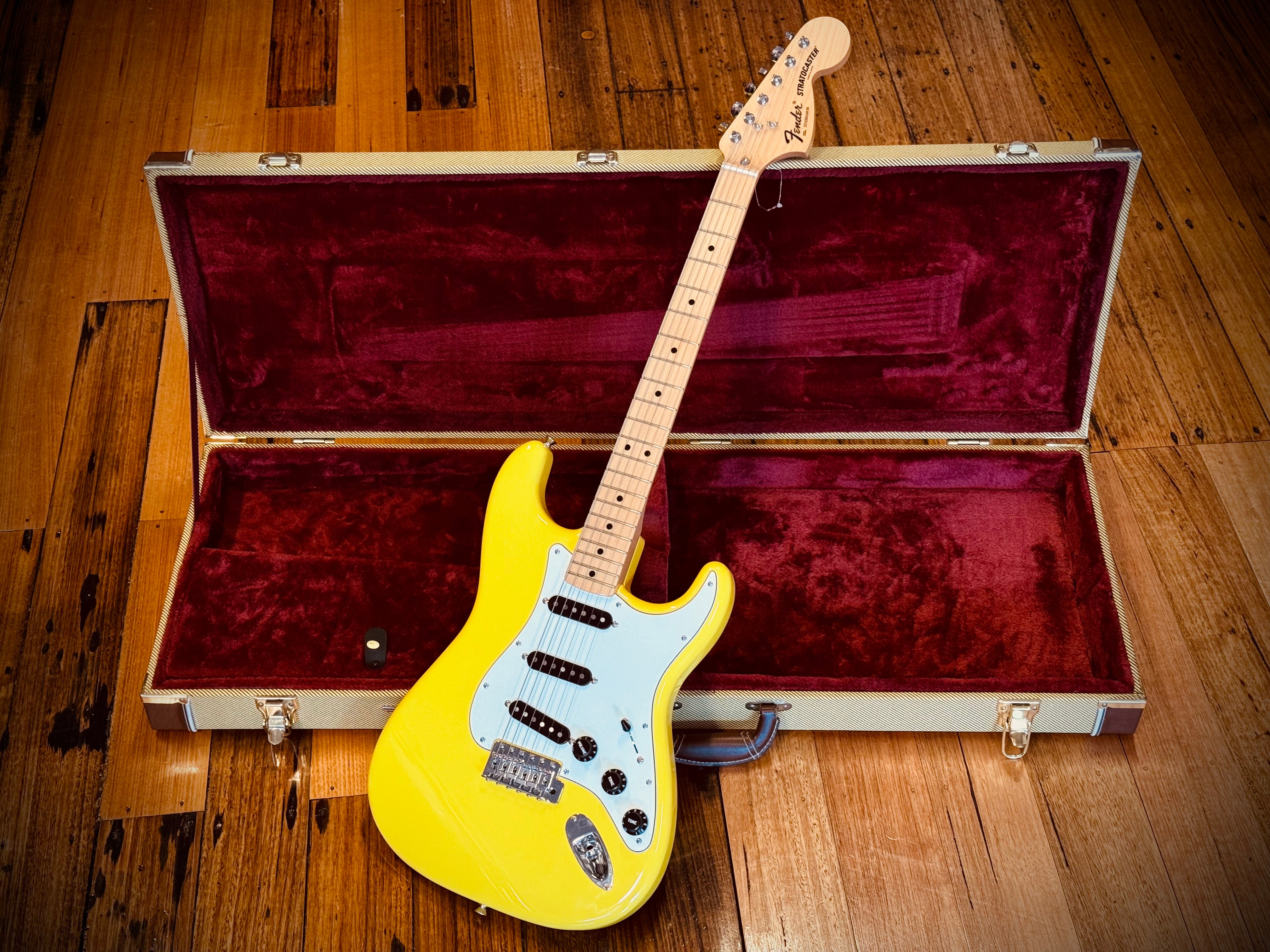 Fender International Color Series – Classic Guitars and Amps