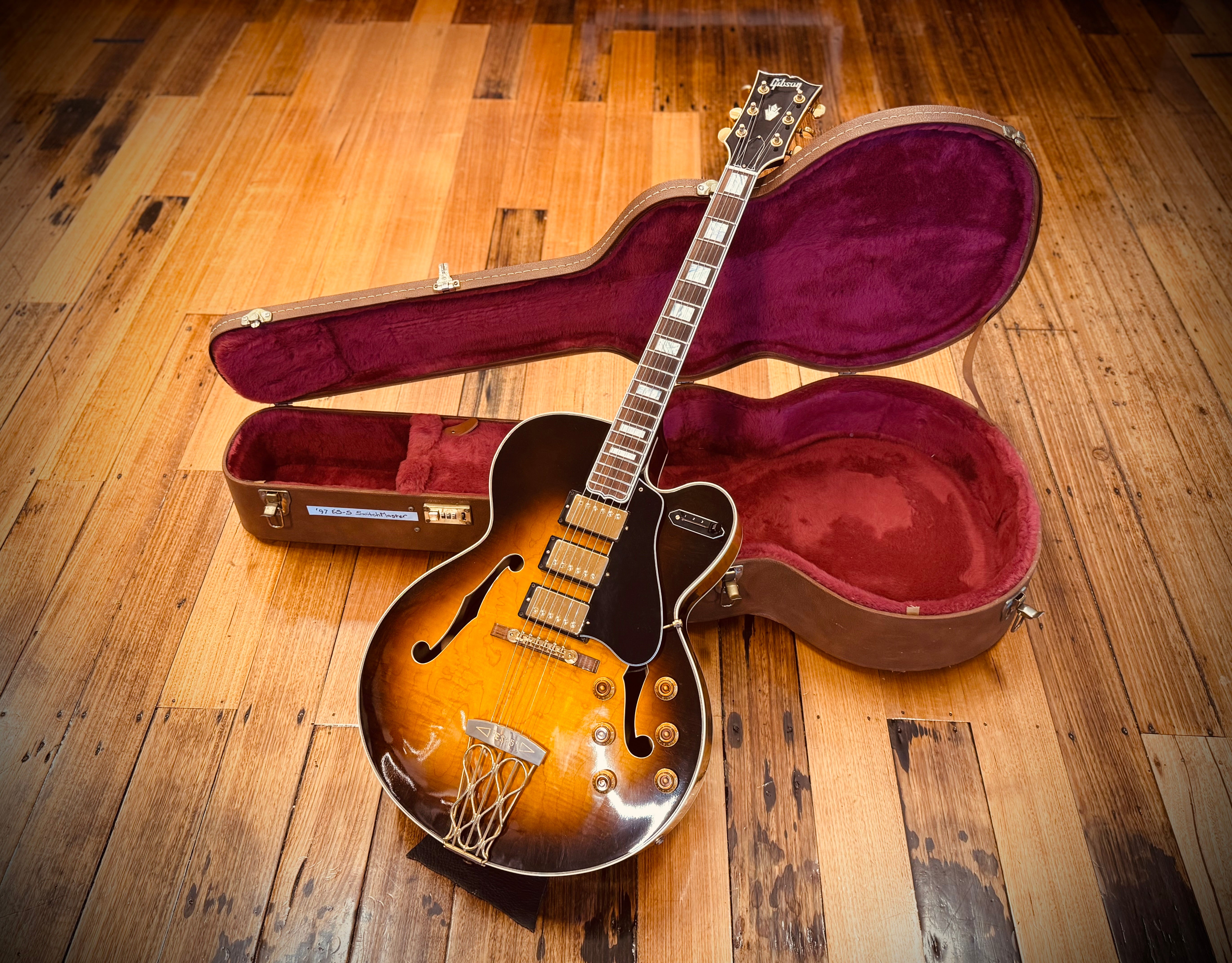 Gibson Switchmaster – Custom Shop – Classic Guitars and Amps