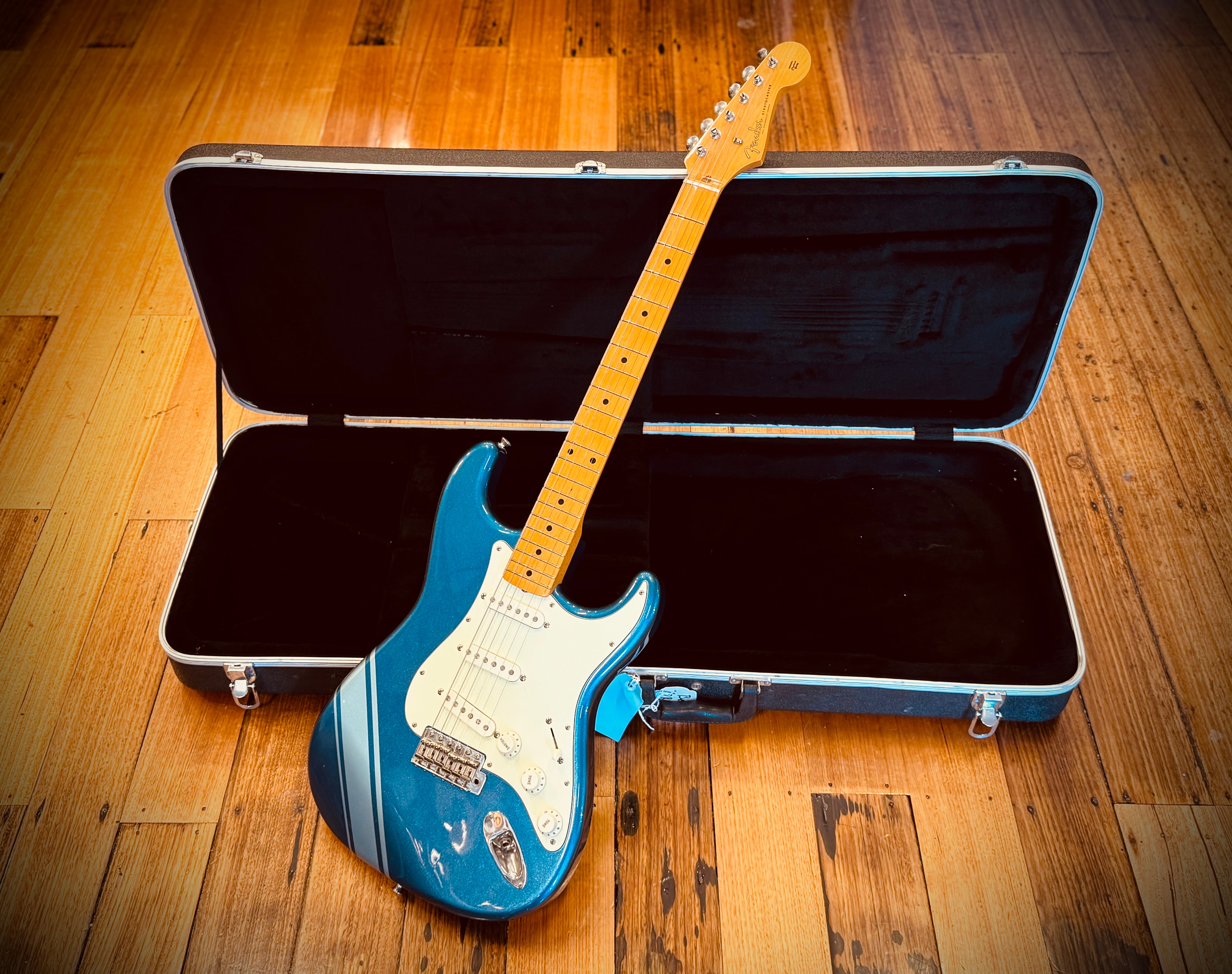 Fender FSR Stratocaster – Classic Guitars and Amps