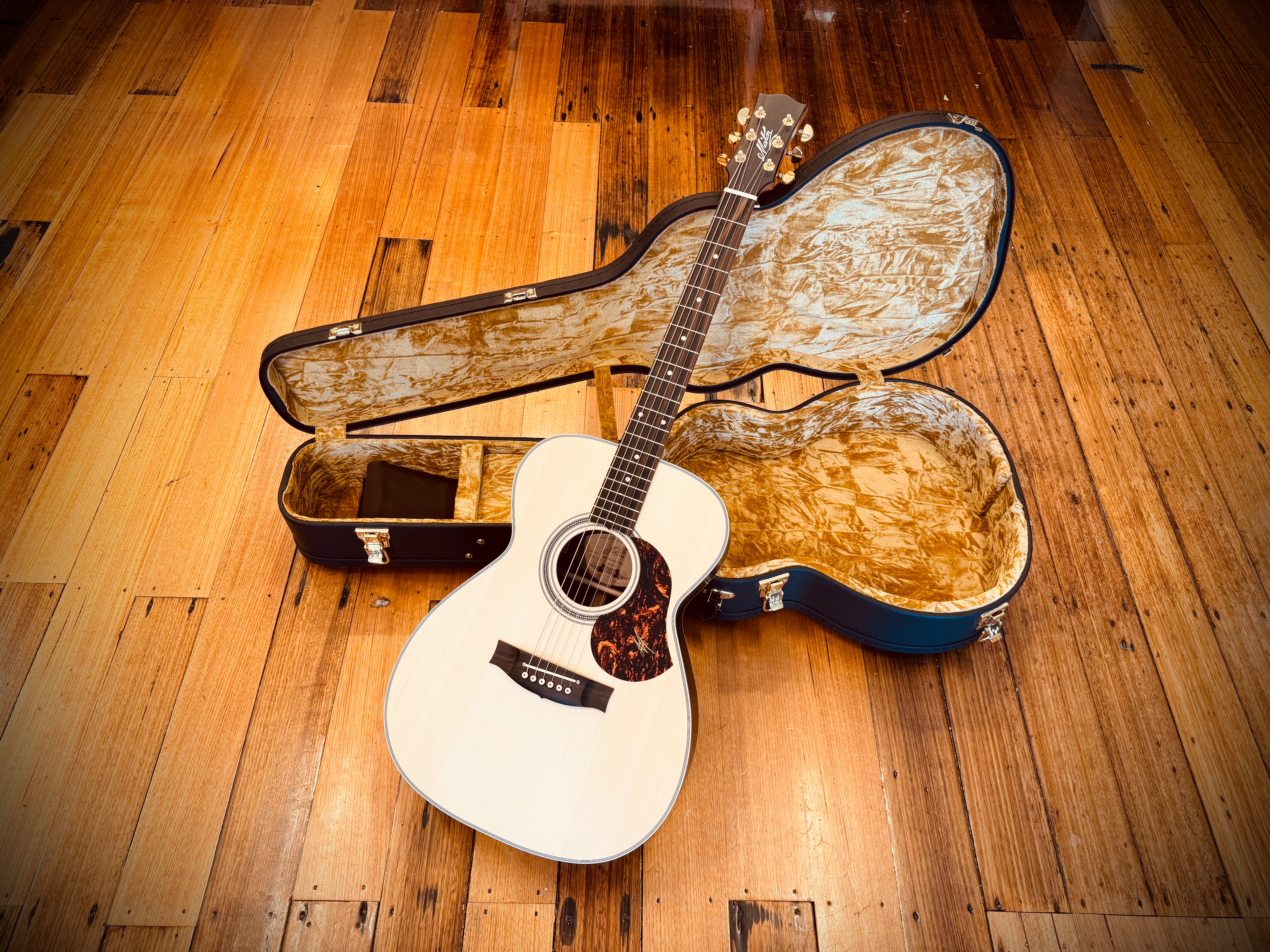 Maton ER90 Traditional – Classic Guitars and Amps