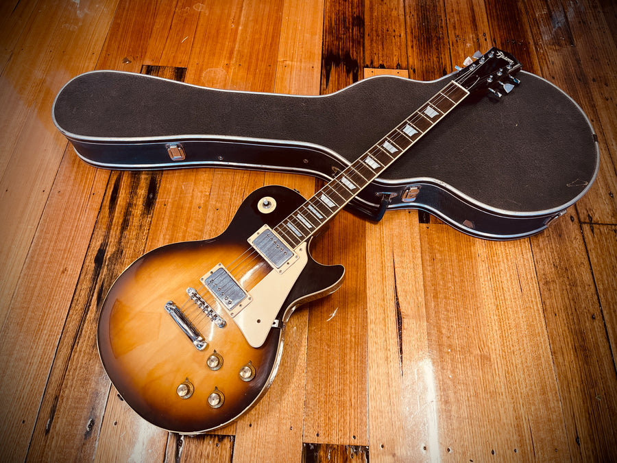 Axiom '70s LP – Classic Guitars and Amps