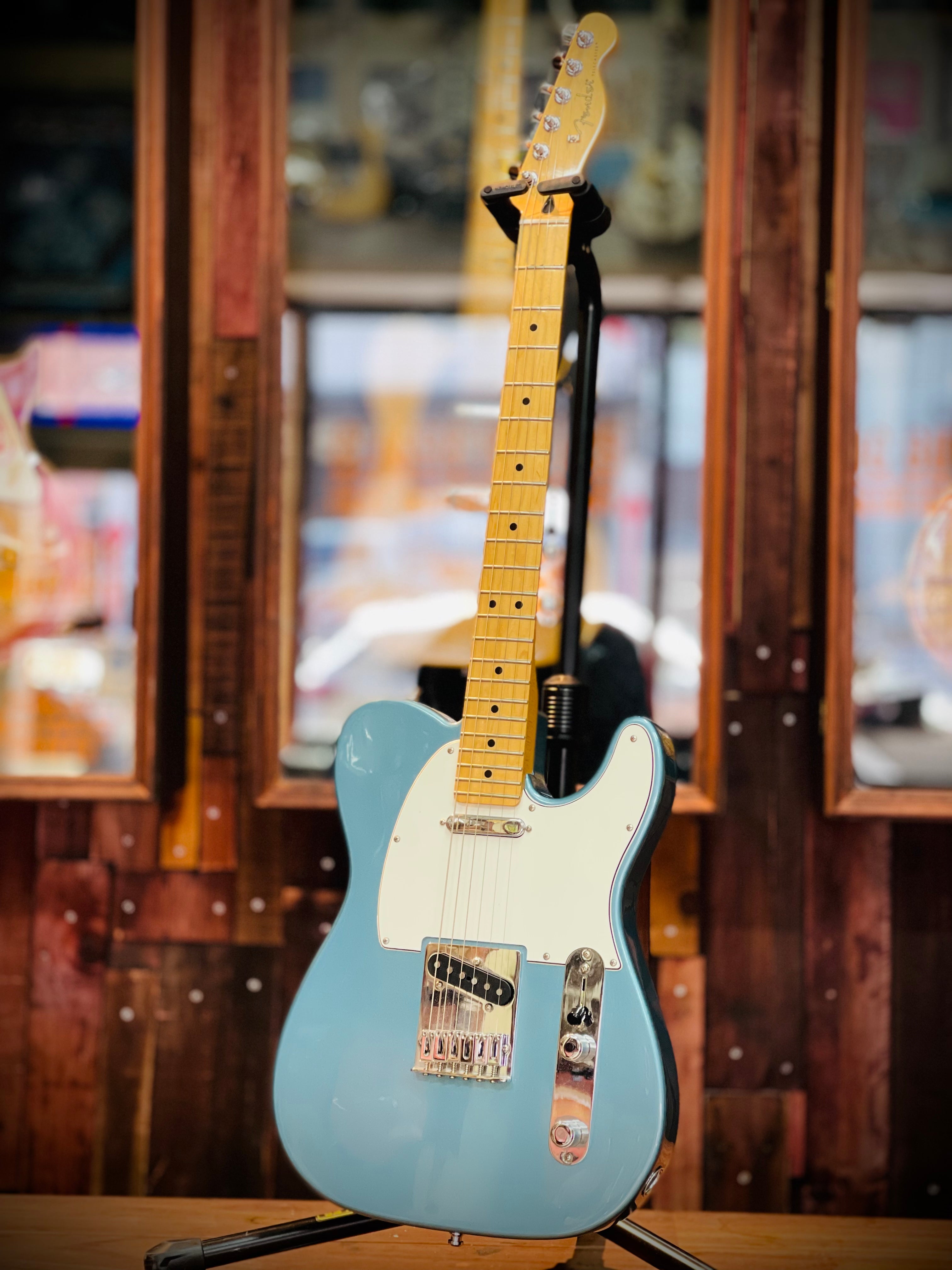 Fender Player Telecaster – Classic Guitars and Amps