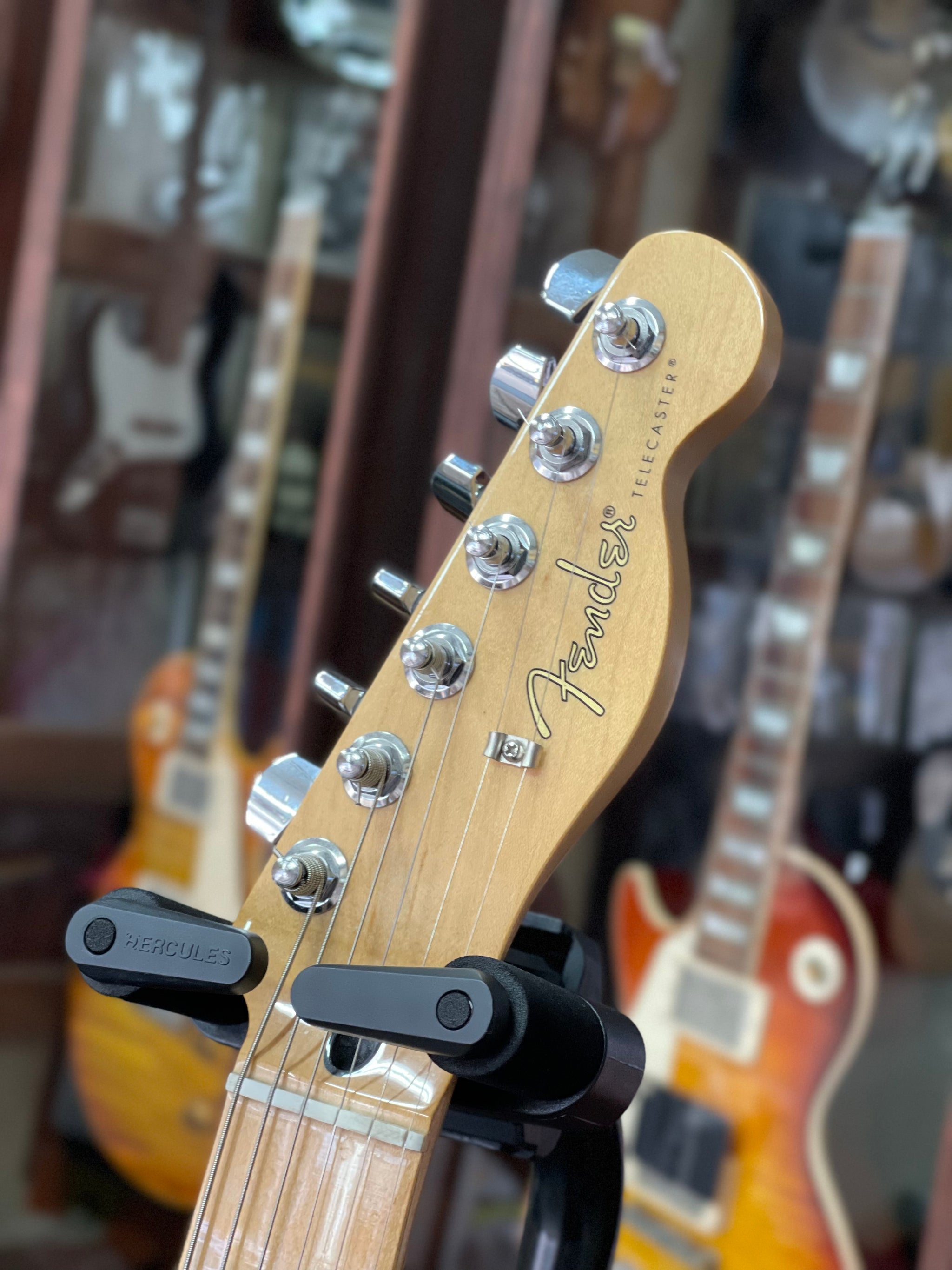 Fender Mexican standard telecaster – Classic Guitars and Amps