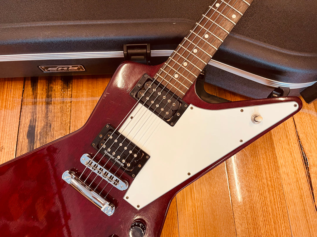 Gibson Explorer – Classic Guitars and Amps