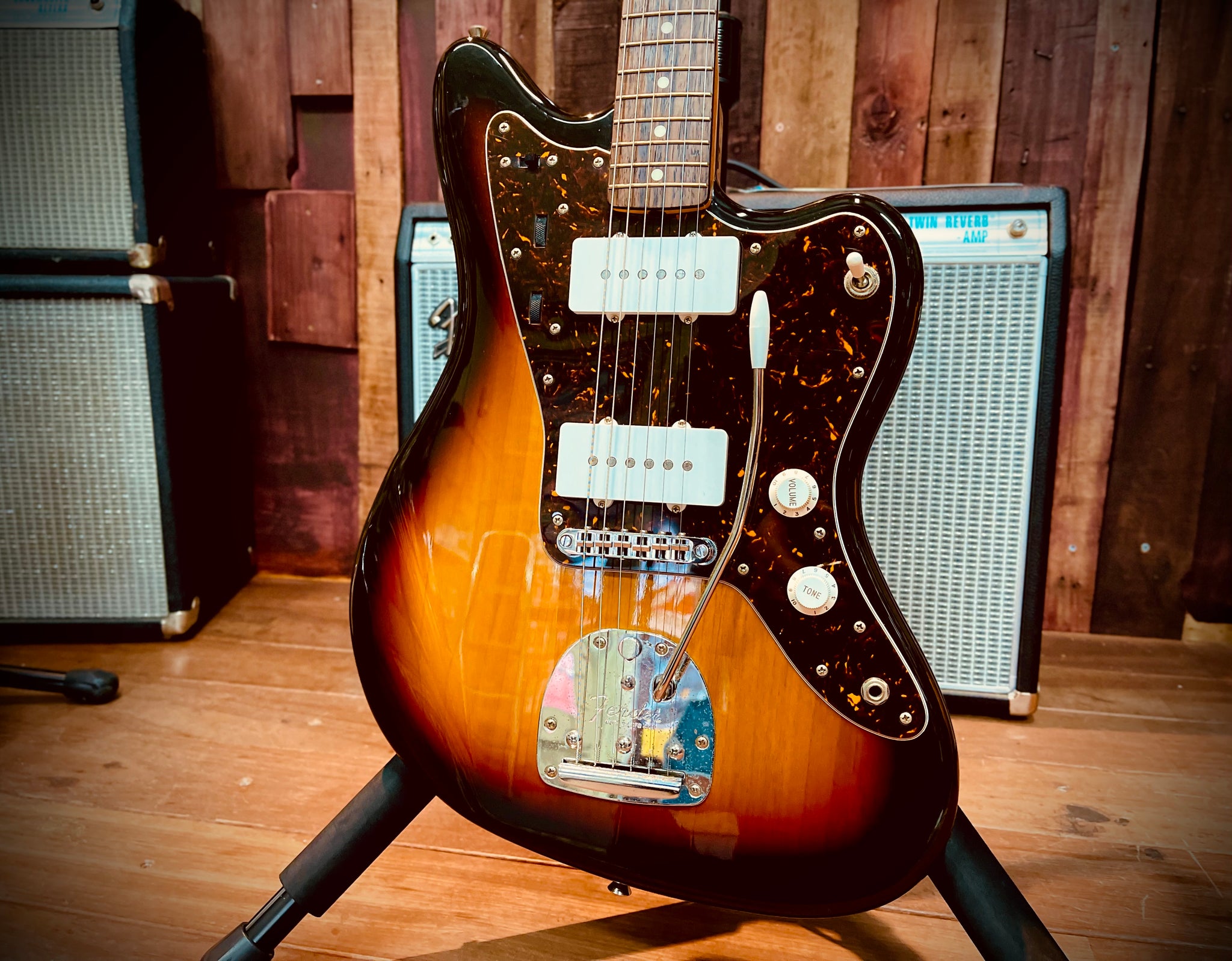 Fender jazzmaster MIJ – Classic Guitars and Amps