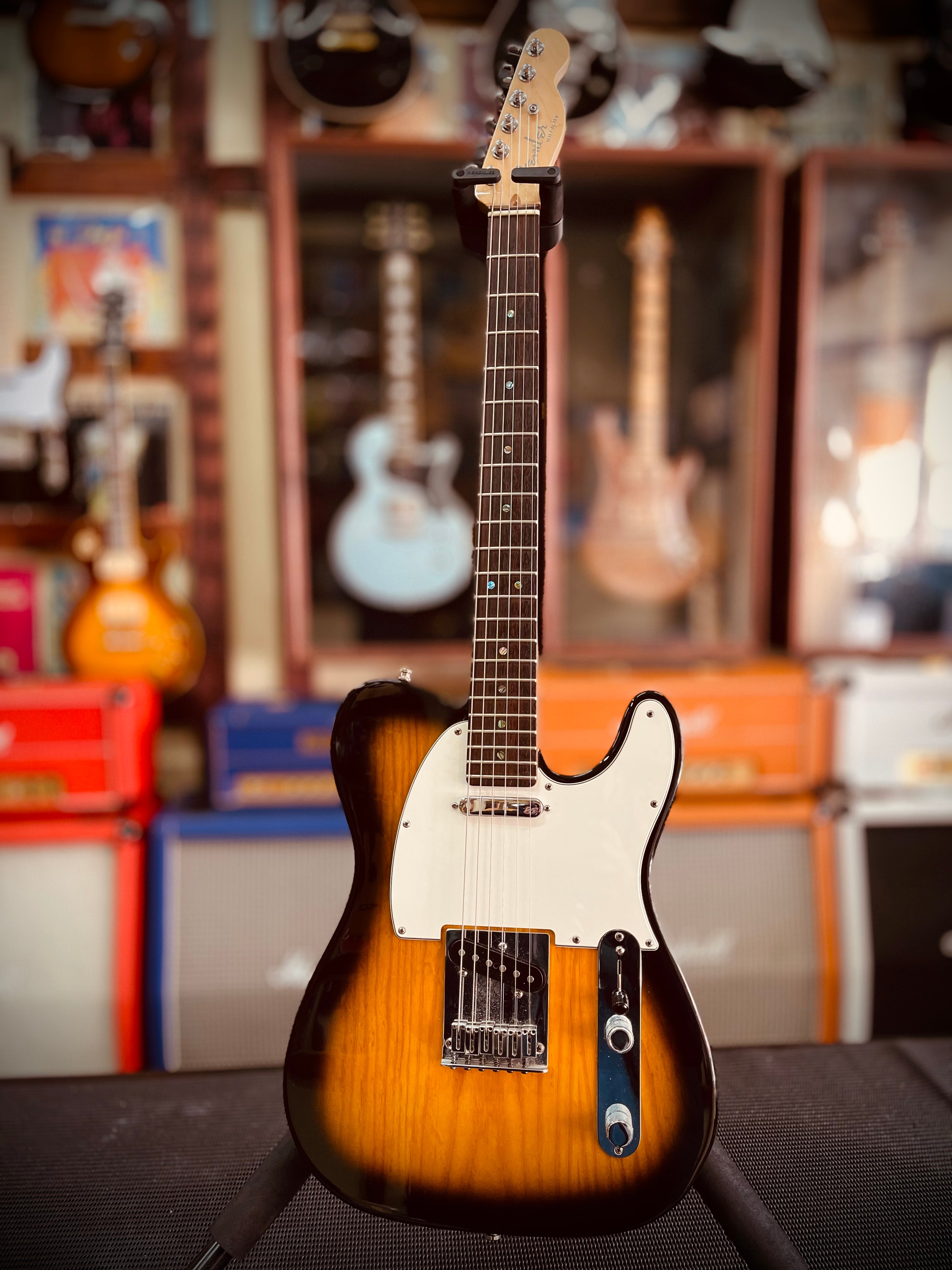 Fender Ash deluxe USA – Classic Guitars and Amps