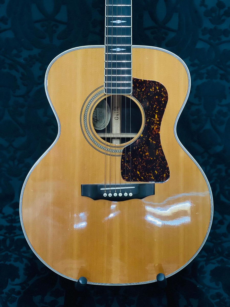 Guild GF60-R NT – Classic Guitars and Amps