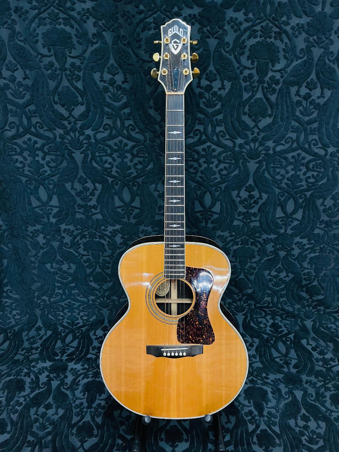 Guild GF60-R NT – Classic Guitars and Amps