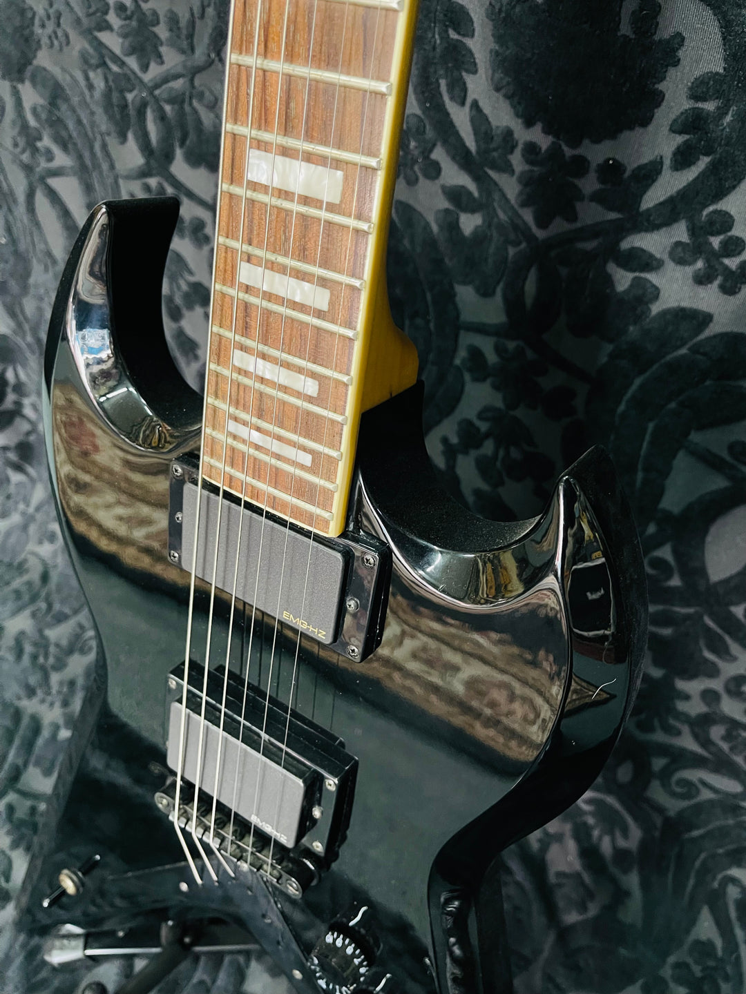 Epiphone Zakk Wylde SVG – Classic Guitars and Amps